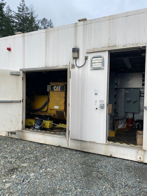 CATERPILLAR MODEL 3520 GENERATOR, 1600 KW. 600 VOLT. 1924 AMPS ...