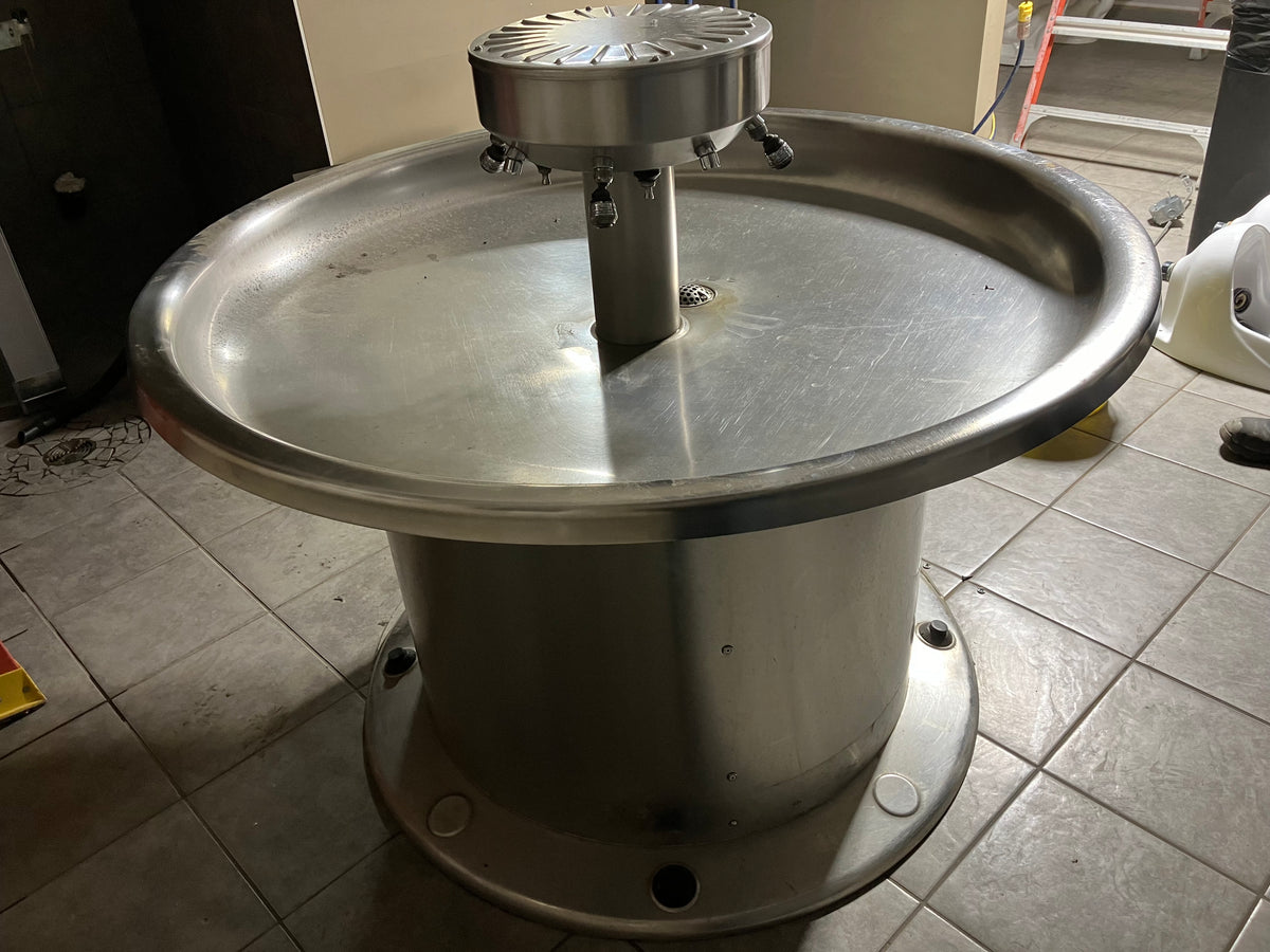 Acorn 4 station stainless wash sink — Collicutt Equipment