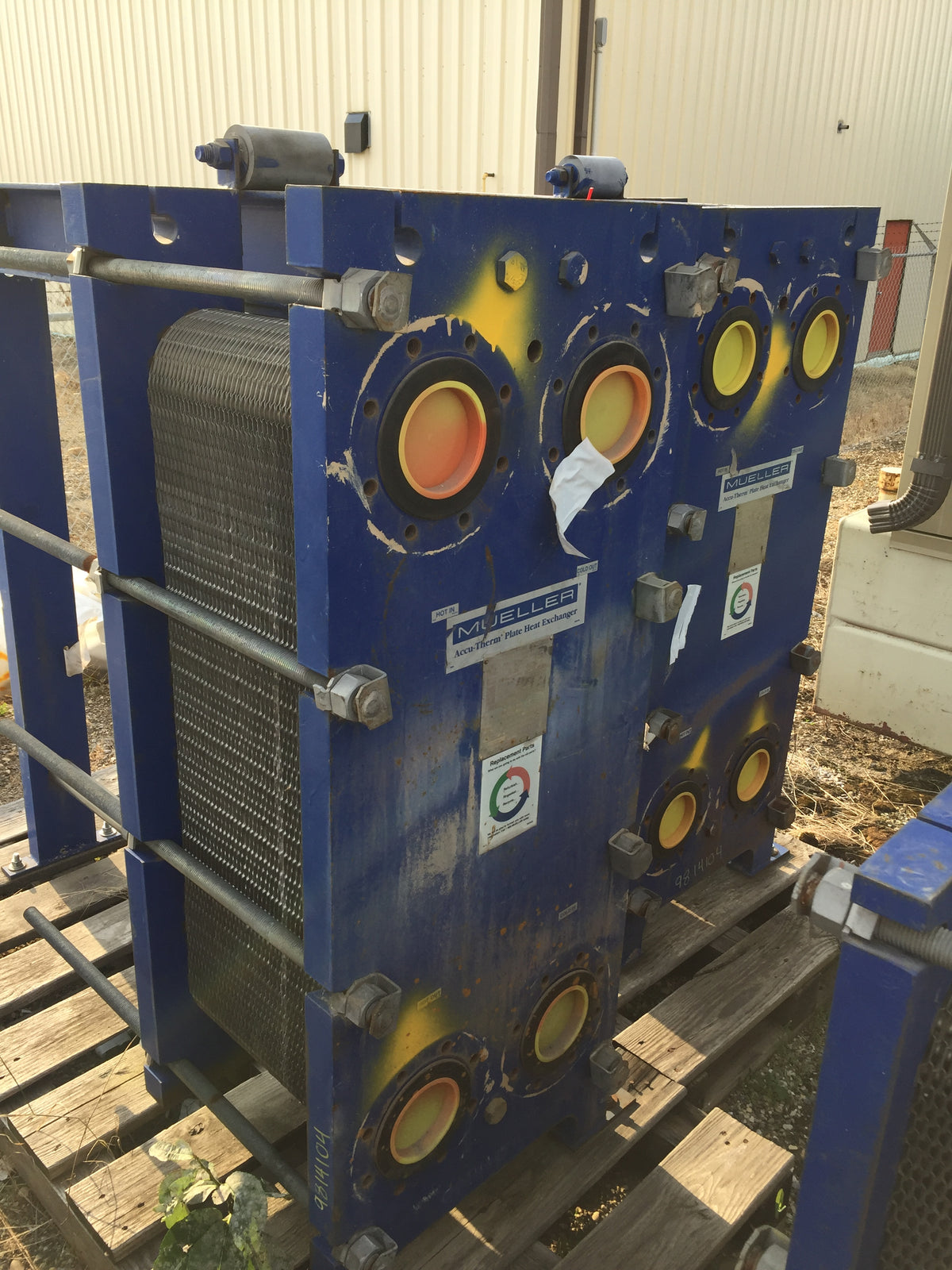 HEAT EXCHANGER MAX W.P 100 PSI @ 220-DEG F — Collicutt Equipment