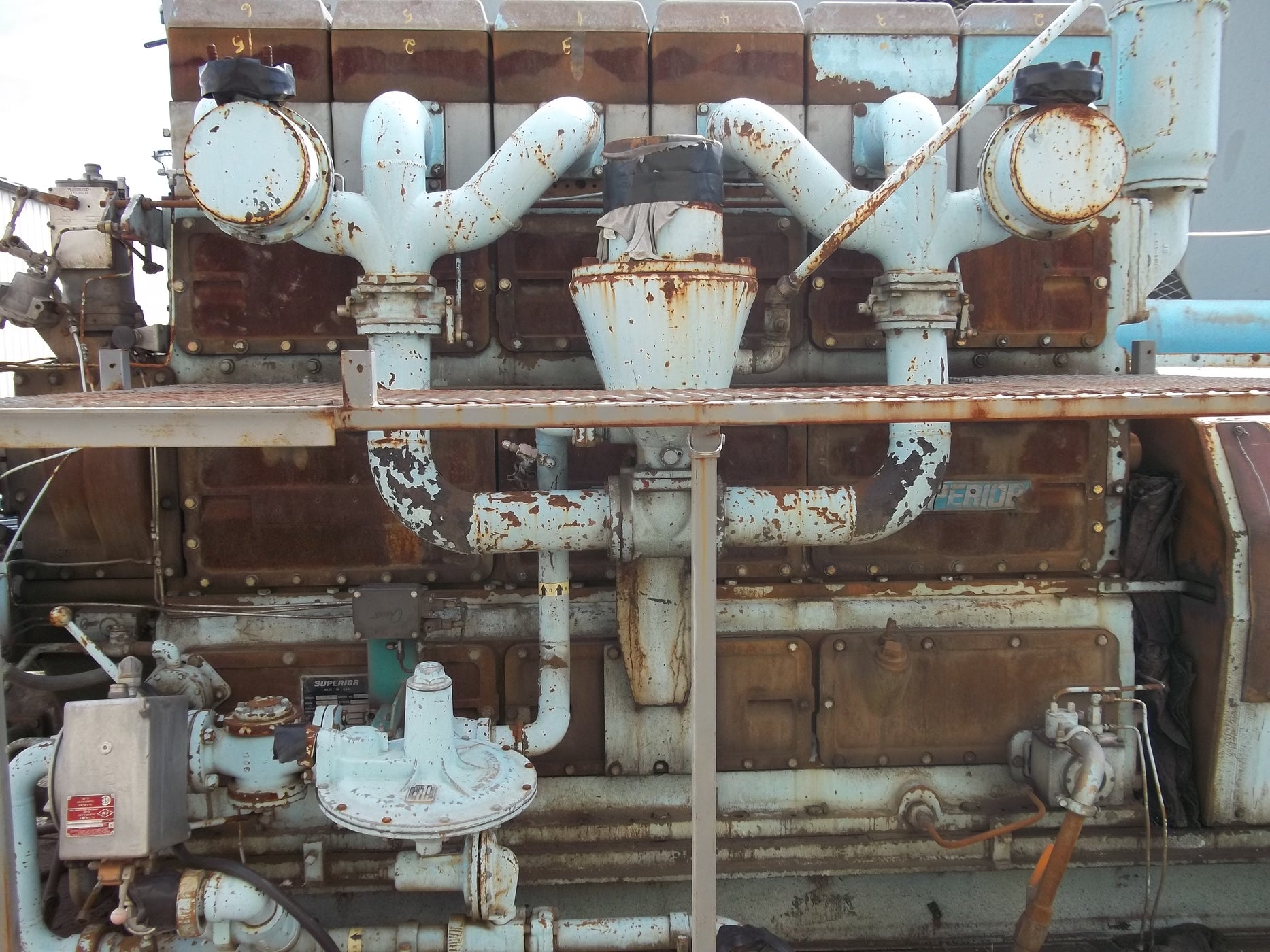 WHITE SUPERIOR 6G825 / W64 , PACKAGE compressor frame — Collicutt Equipment