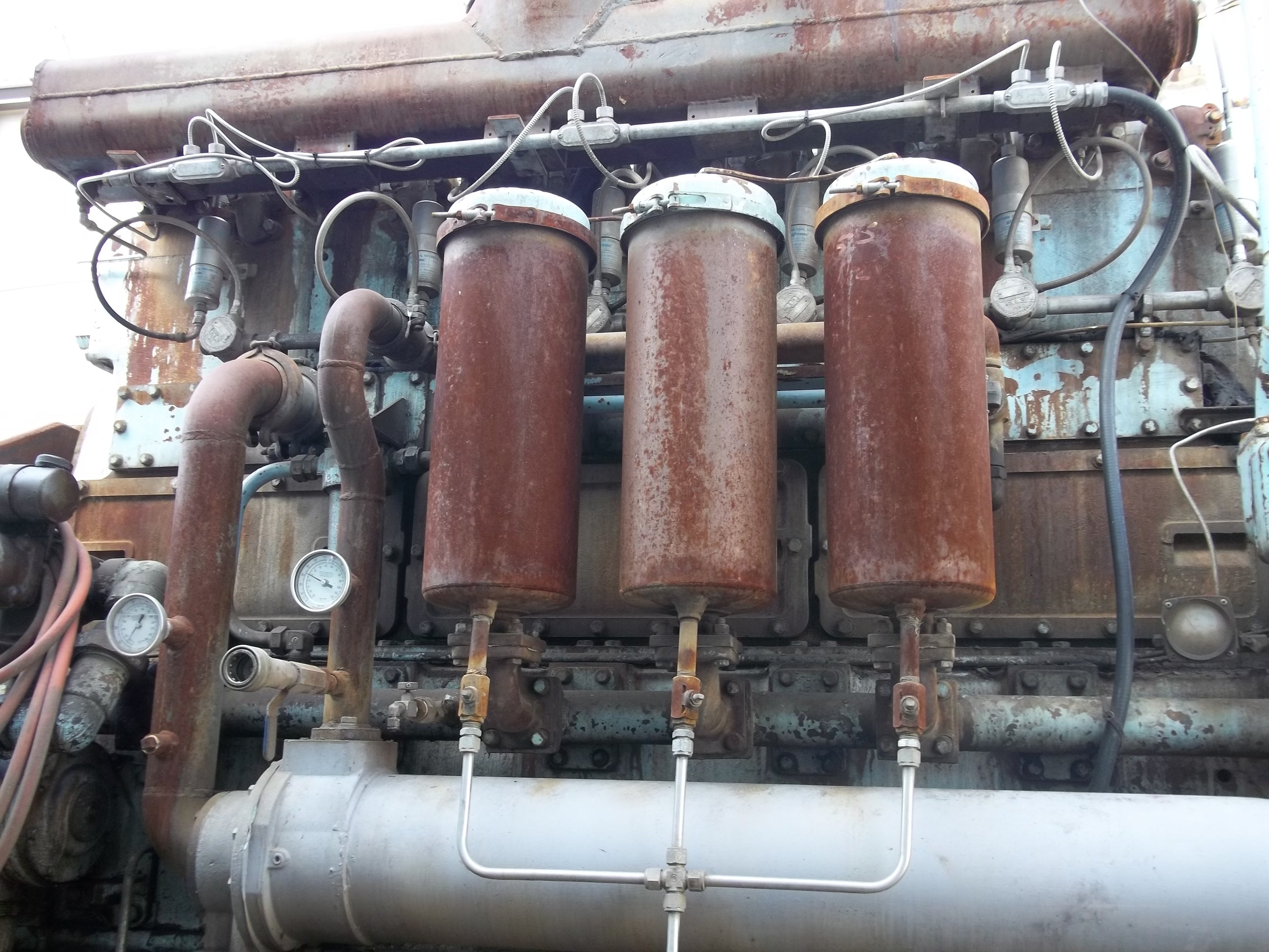 WHITE SUPERIOR 6G825 / W64 , PACKAGE compressor frame — Collicutt Equipment