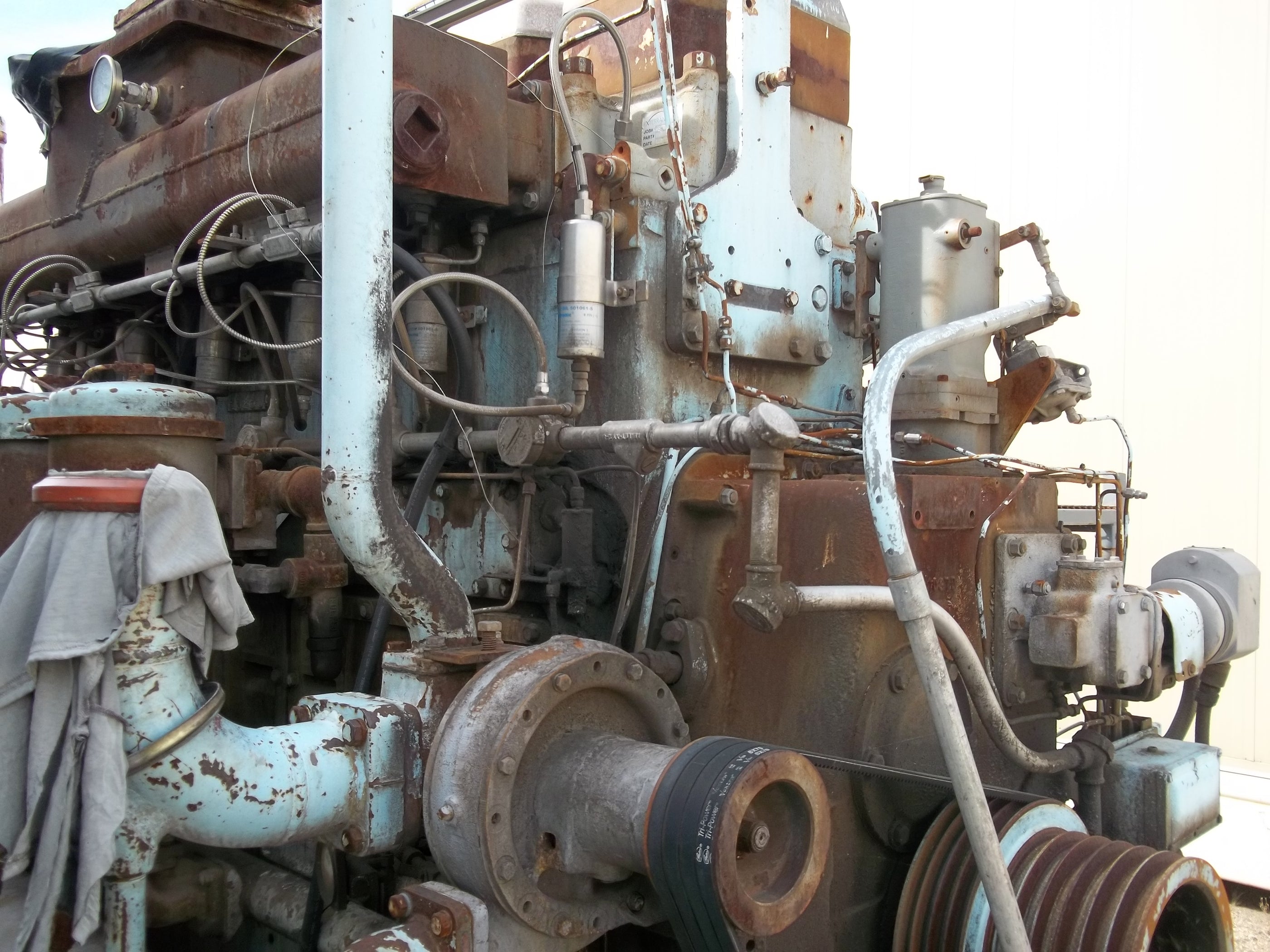 WHITE SUPERIOR 6G825 / W64 , PACKAGE compressor frame — Collicutt Equipment